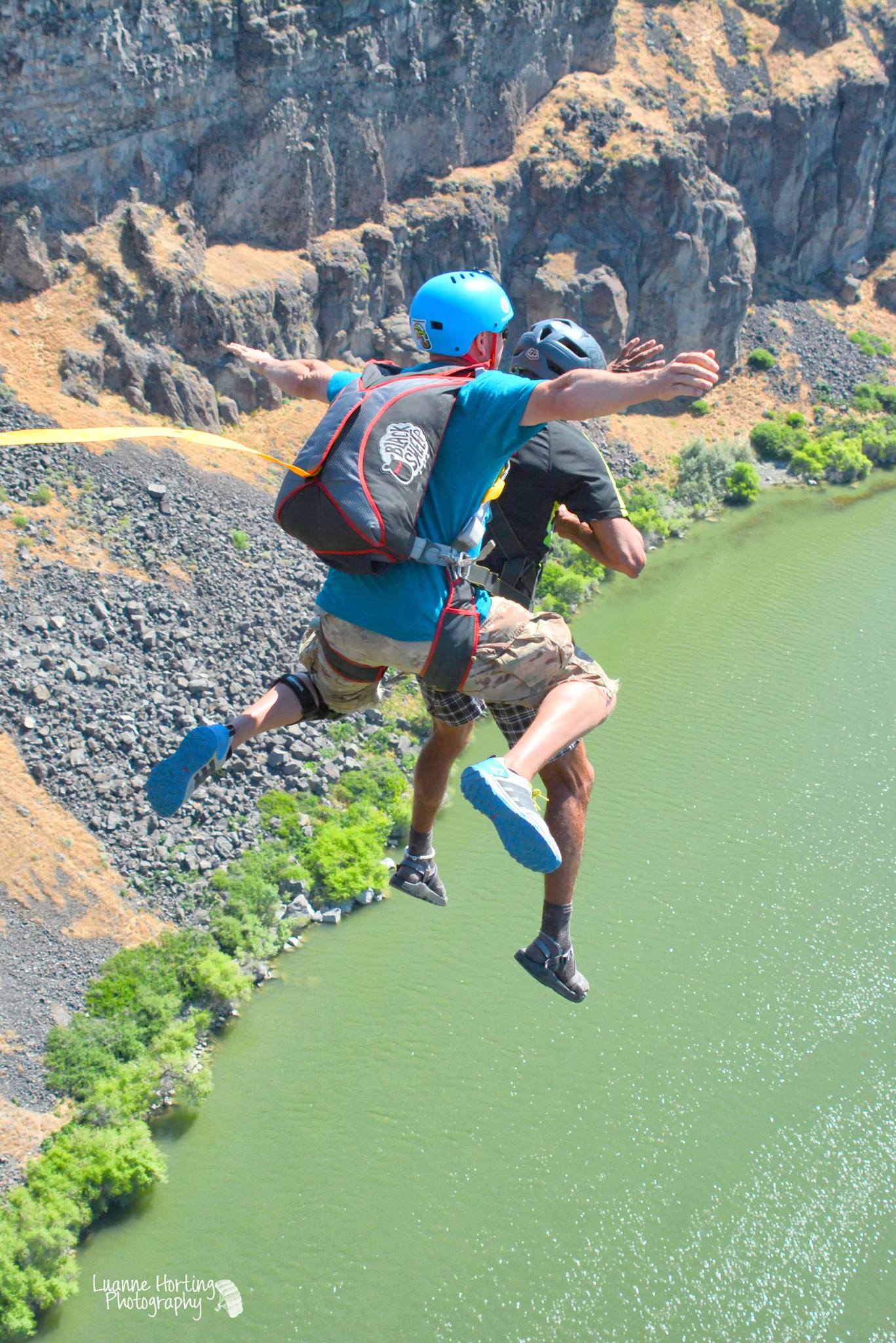 Tandem BASE! - Skydivemag